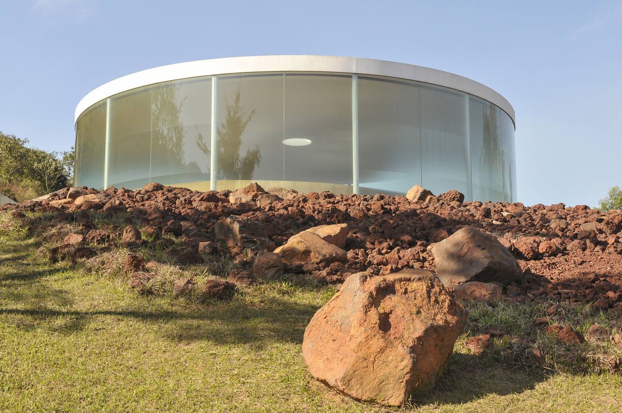 Guia prático para visitar o Instituto Inhotim, em Minas Gerais