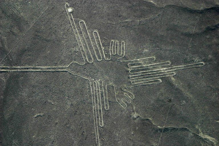 Linhas de Nazca a atração mais misteriosa do Peru