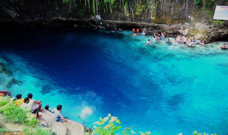 Conheça o incrível e exótico Rio Encantado nas Filipinas