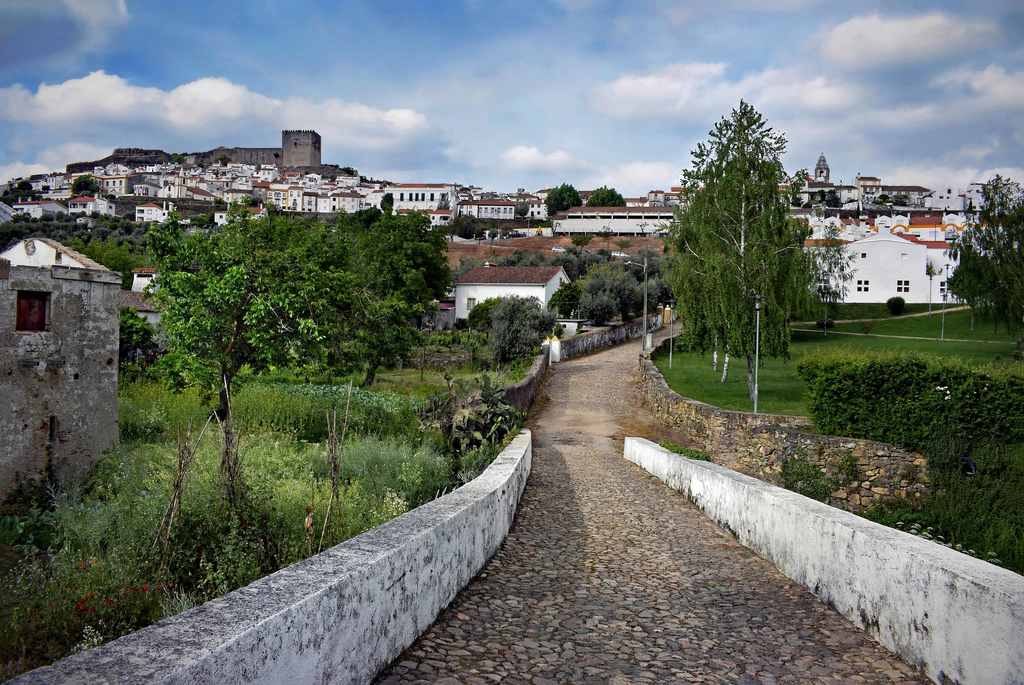 Alentejo na primavera: conheça a região rural de Portugal