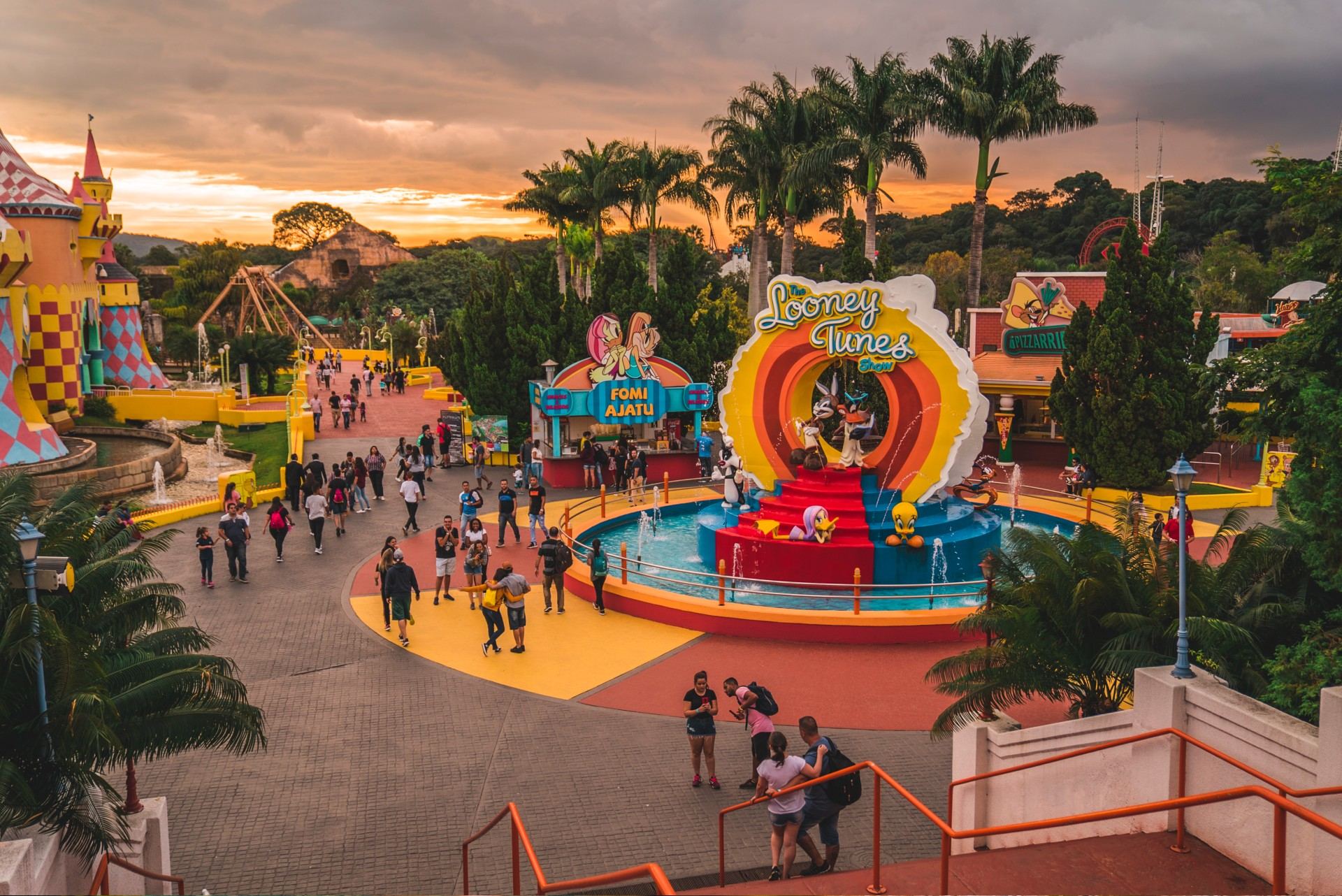 Hopi Hari oferece entrada gratuita para crianças durante mês de outubro