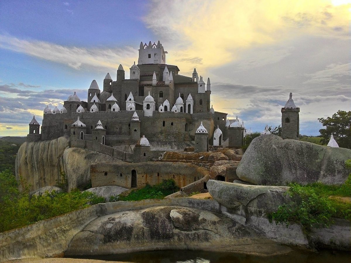 10 castelos no Brasil que parecem terem saído de livros de fantasia