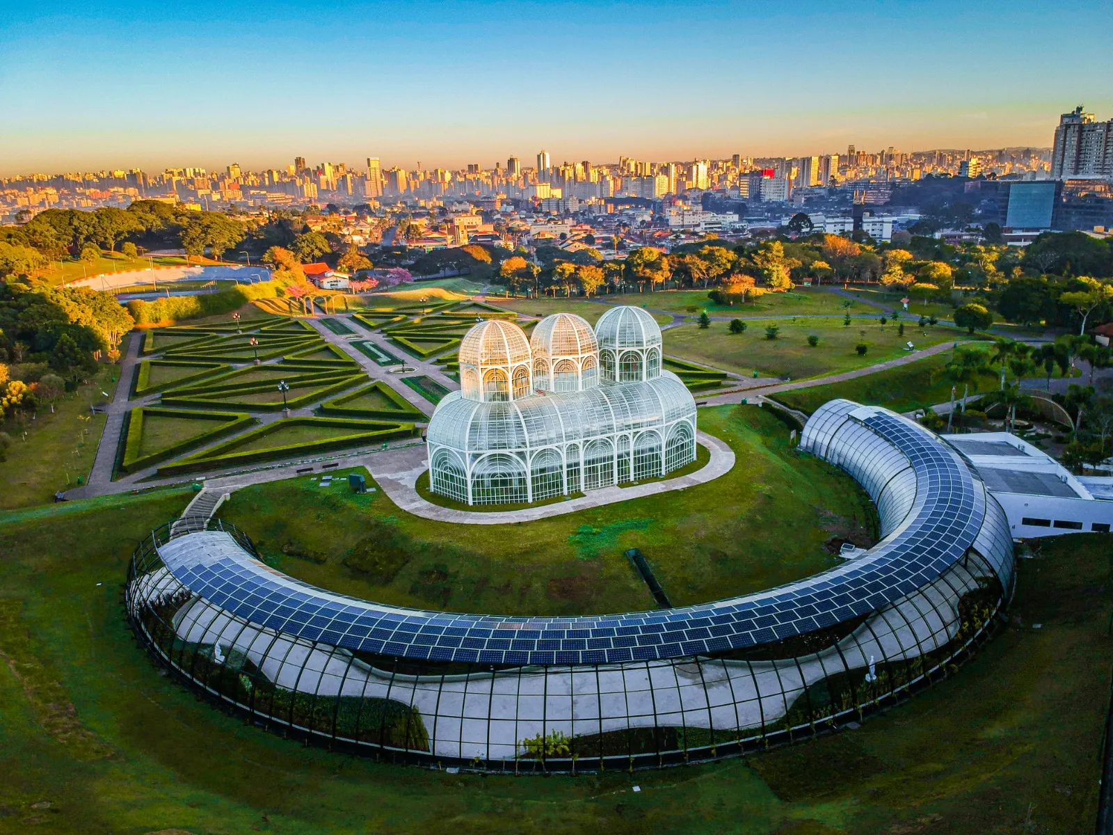 Guia de Curitiba: como chegar, o que fazer, quando ir e outras dicas