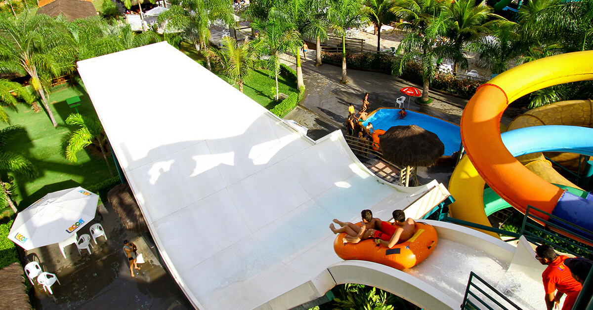 Top melhores parques aquáticos para conhecer no Brasil